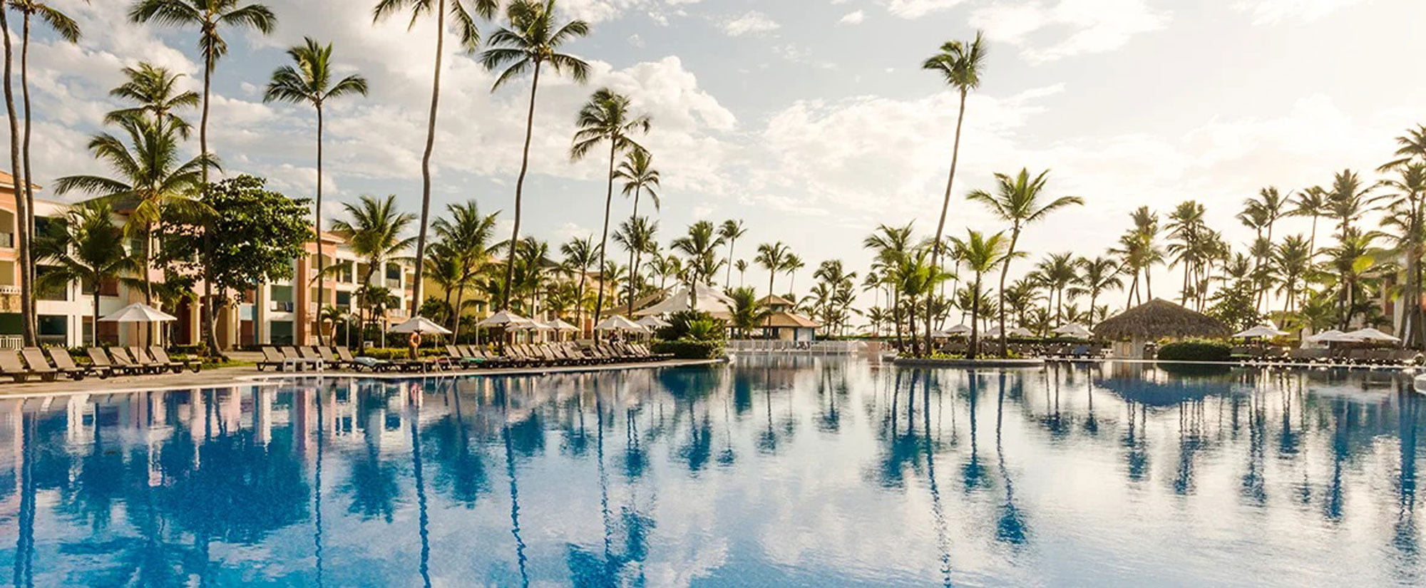 Ocean Blue and Sand Beach Resort | Liz Moore Destination Weddings